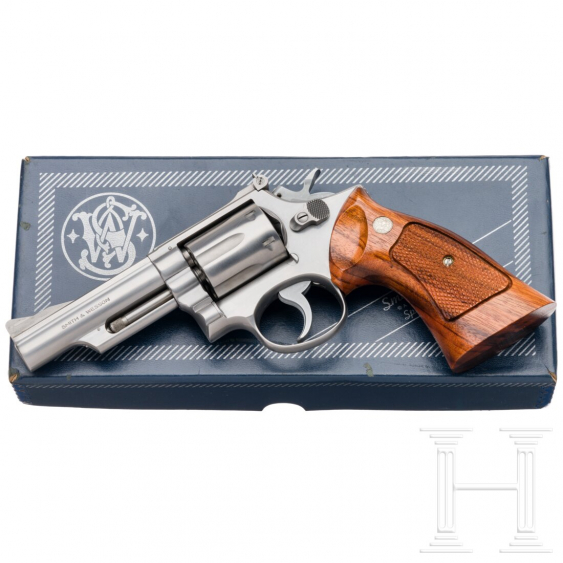Smith & Wesson Mod. 66, "The .357 Combat Magnum Stainless"