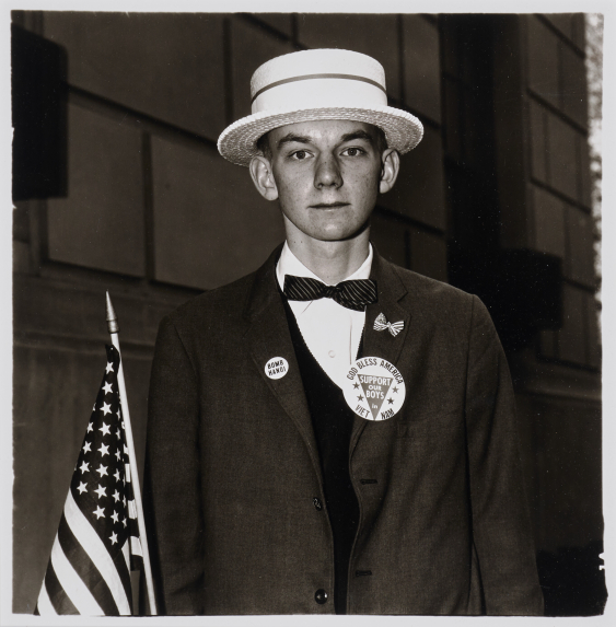 DIANE ARBUS (1923-1971)
