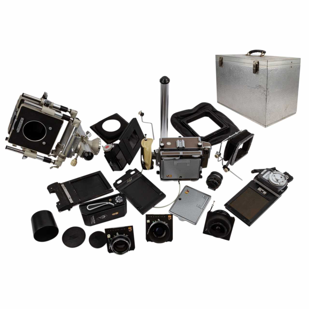 Auction LINHOF TECHNIKA AND LINHOF KARDAN BI-SYSTEM CAMERA WITH LENSES ...