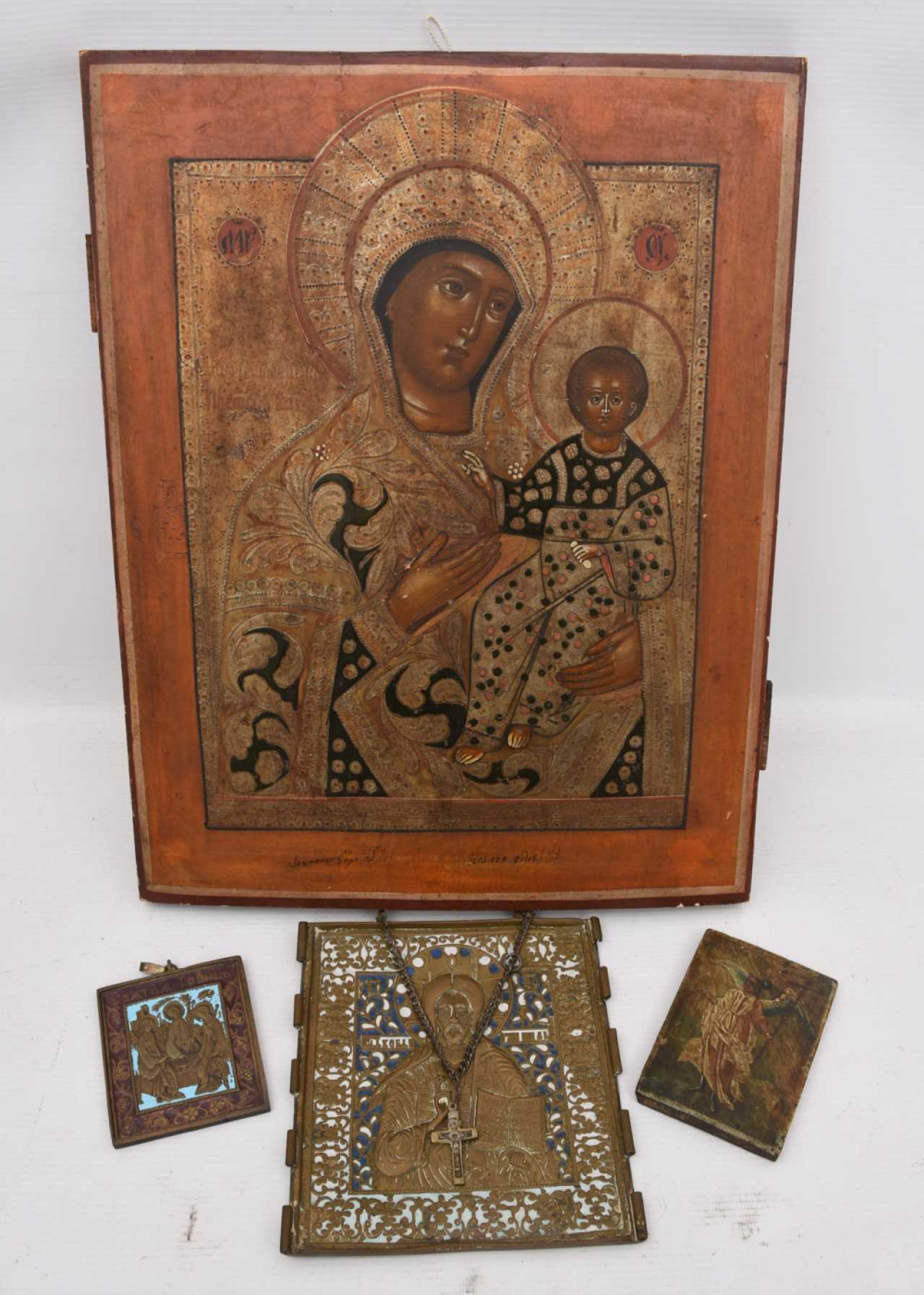 KONVOLUT IKONEN, Maria mit Jesuskind, Tempera auf Holz, wohl Russland Ende 19. Jahrhundert ...