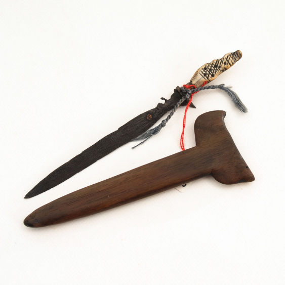 Kleiner Kris / Keris lurus mit Bambussc