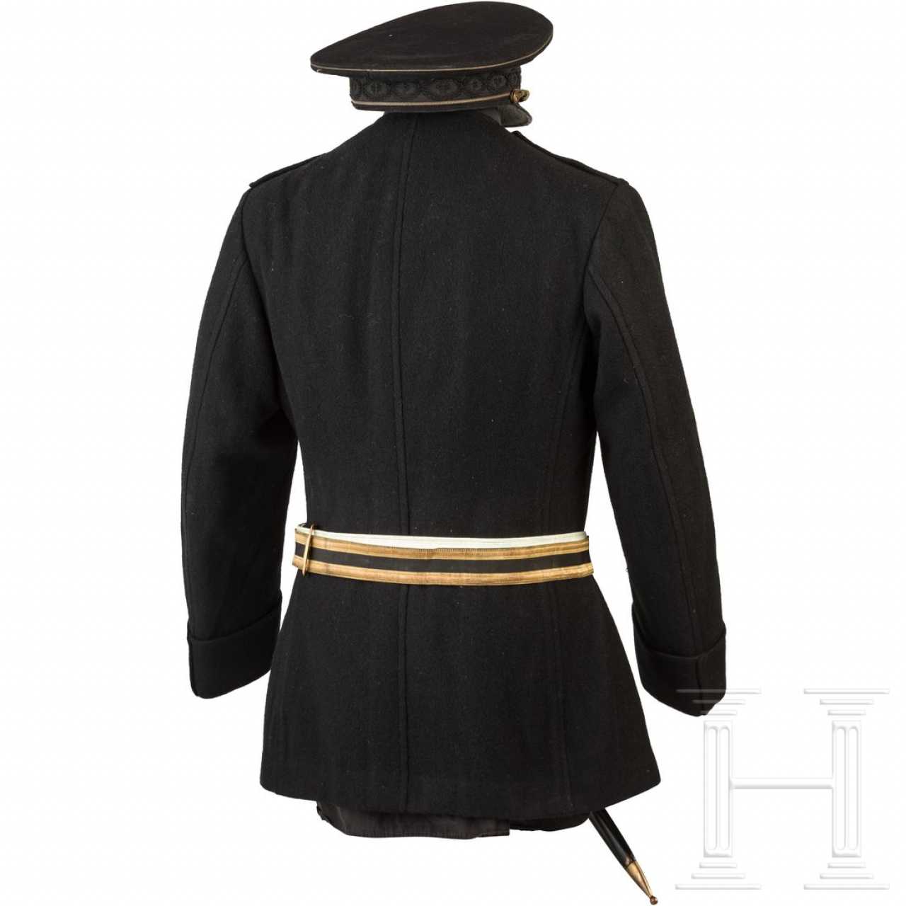 Uniform ensemble for high functionaries of the Italian fascists, 1 ...