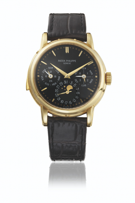 PATEK PHILIPPE. AN EXTREMELY RARE 18K GOLD AUTOMATIC MINUTE REPEATING ...