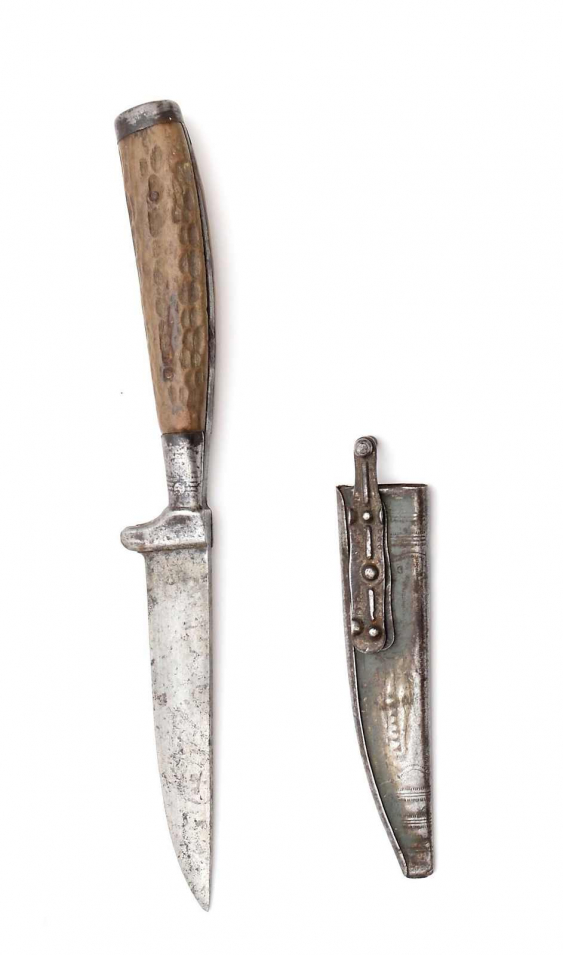 Weltkrieg, Kampf- und Grabenmesser mit Scheide