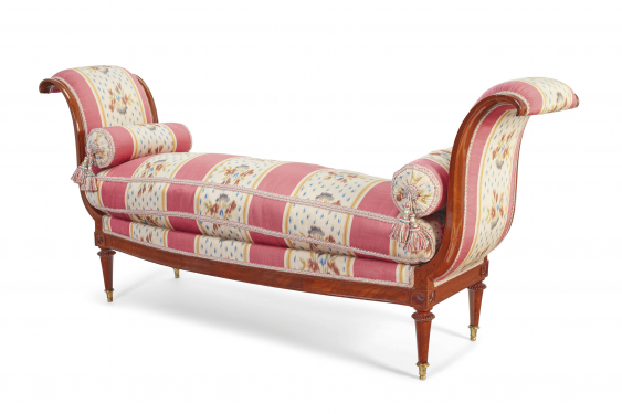 A LOUIS XVI MAHOGANY MERIDIENNE