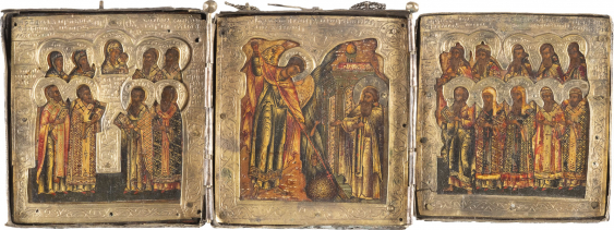 FEINES TRIPTYCHON MIT DEM WUNDER ZU CHONOAE UND AUSGEWÄHLTEN HEILIGEN