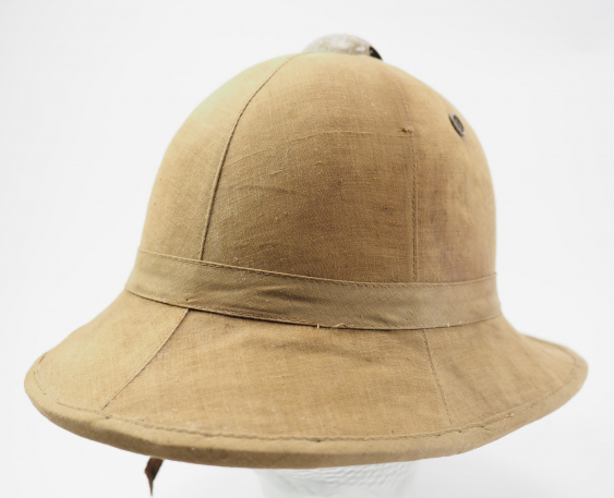 Italien: Tropenhelm.