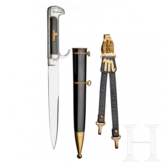 An MSVN Officers Dagger and Buckle