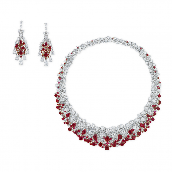 SET OF RUBY AND DIAMOND JEWELLERY