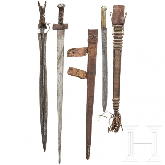 Drei Schwerter, Afrika, u.a. Tuareg, um 1900