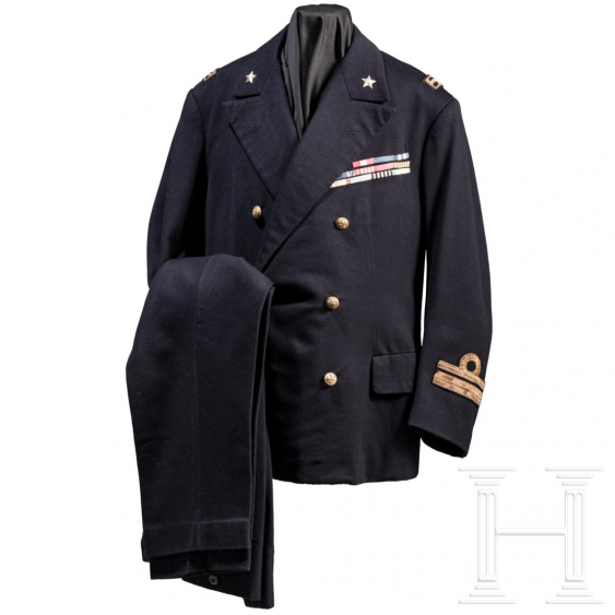 Uniform eines KorvettenkapitÃ¤ns (capitano di corvetta) der KÃ¶niglich ...
